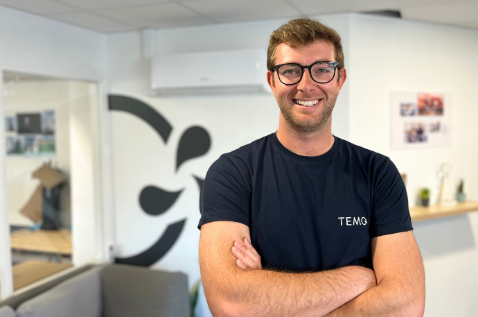 TEMO·450: The Ultra-Portable Electric Outboard Motor